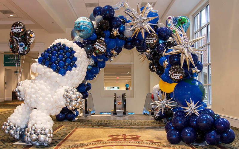 burton+BURTON's - Balloon Showcase™